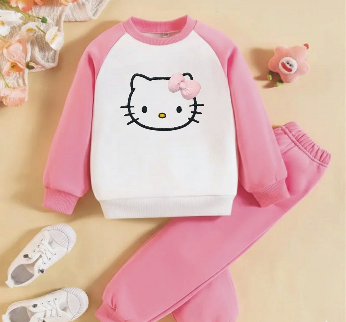 Kids Vintage Soft Hello Kitty Relaxed Sweatsuit – preeto.pk
